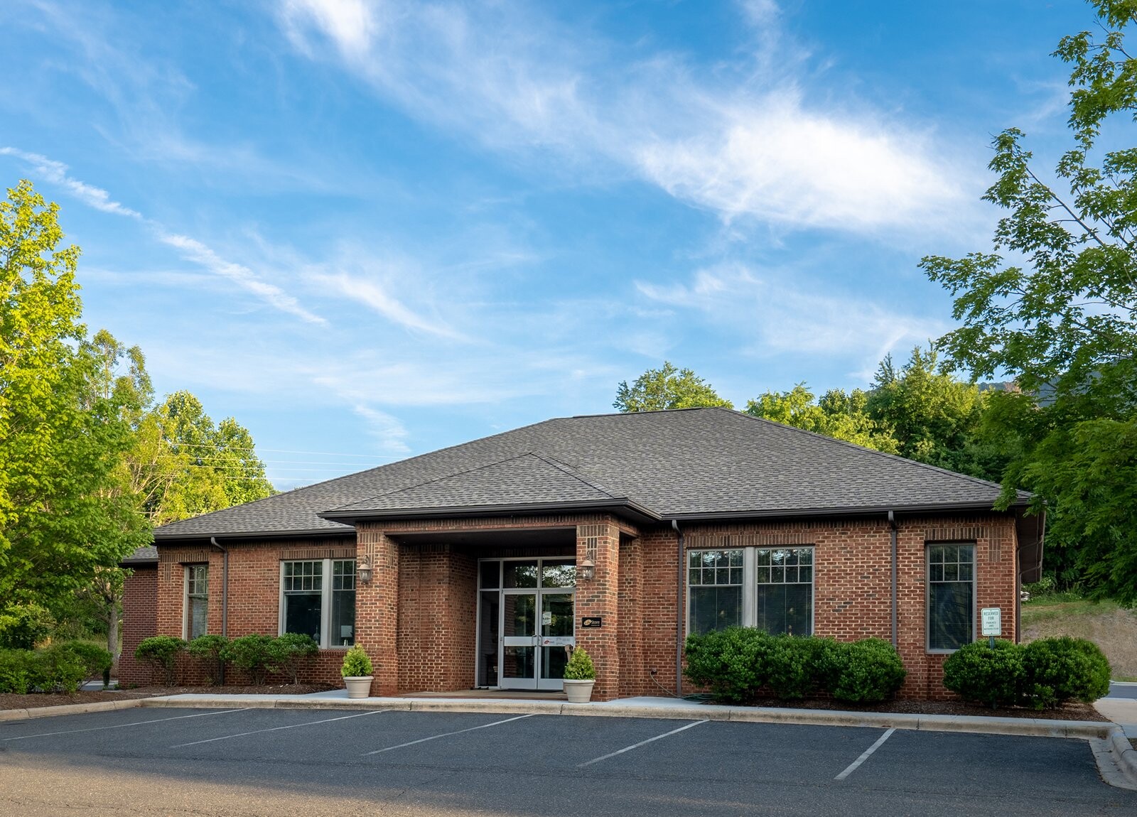 Hours | LifeStore Bank